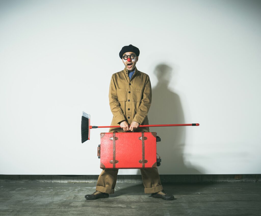 Ketch - Japanese mime clown/Director/Tutor. ex-Gamarjobat